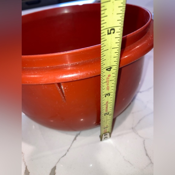 Tupperware | Kitchen | Tupperware Burnt Orange Round Circle Plastic ...